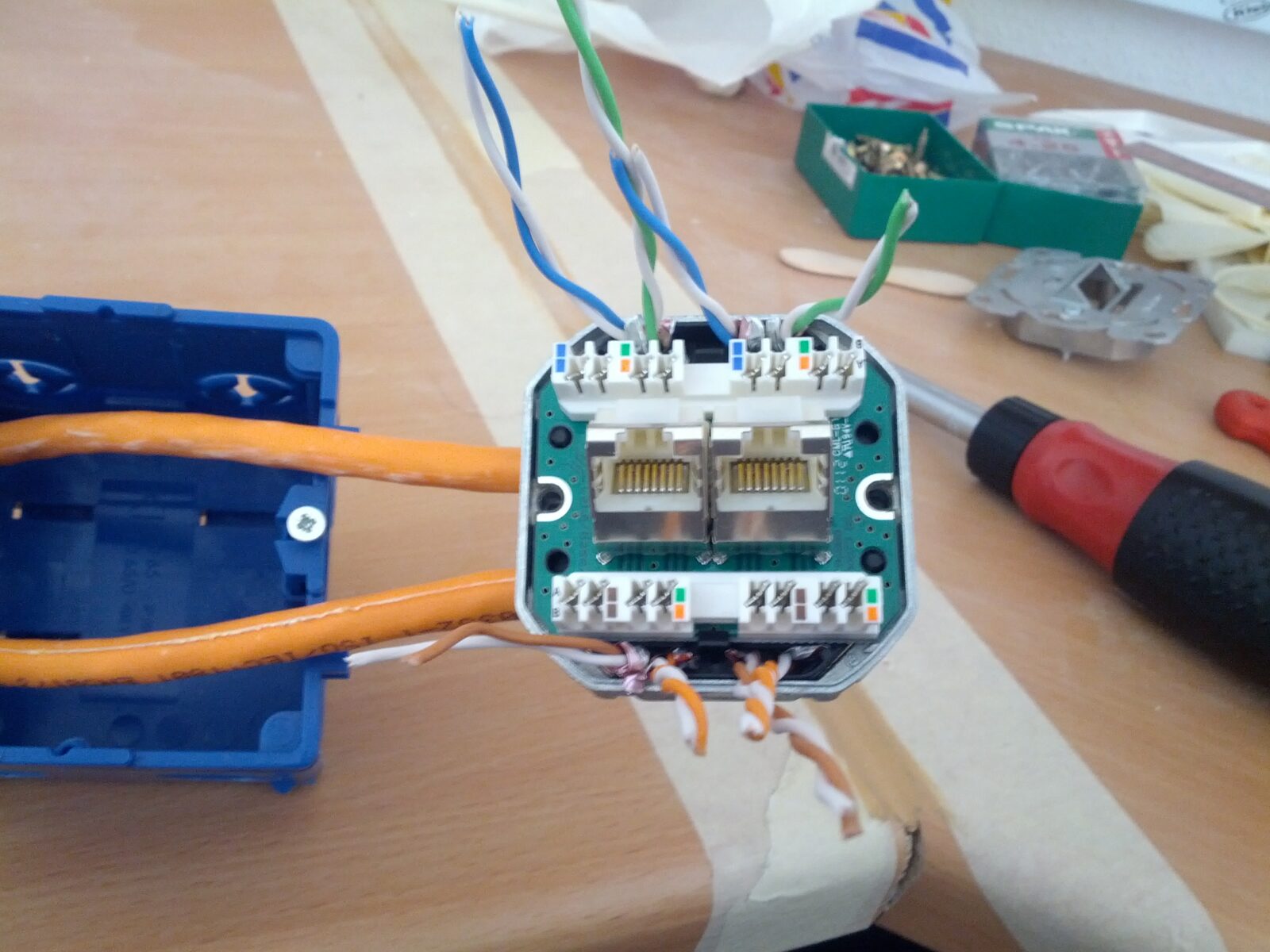 Strukturierte Verkabelung in unserer neuen Wohnung