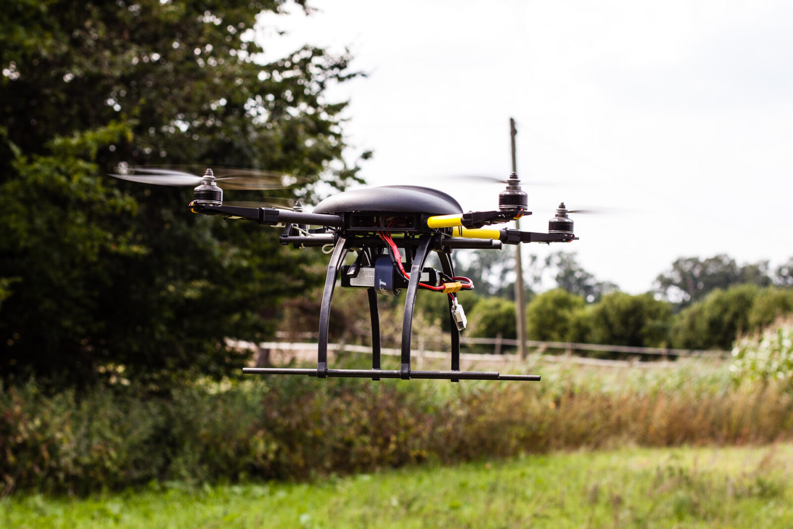 Xaircraft X650 Pro Quadkopter mit SuperX Flight Control